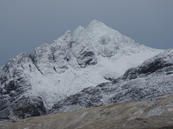 Pinn Ridge Beth - Skye Guides